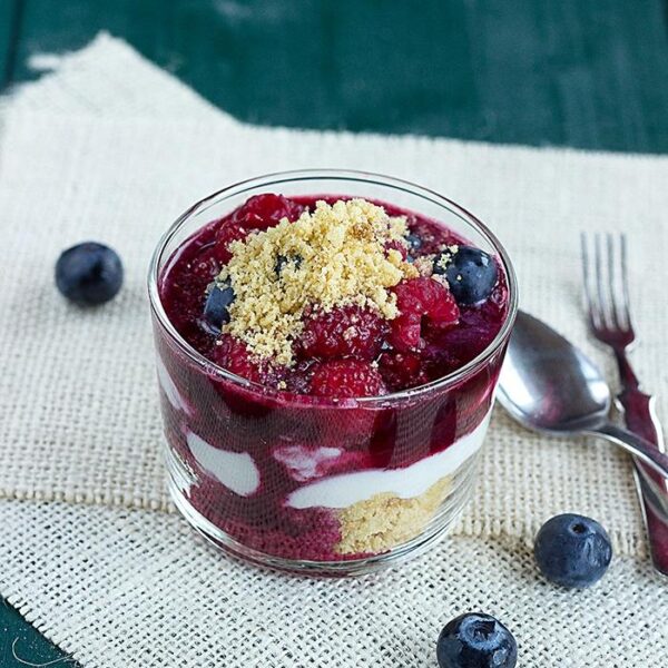 Recette trifle aux framboises et myrtilles - Une French girl cuisine