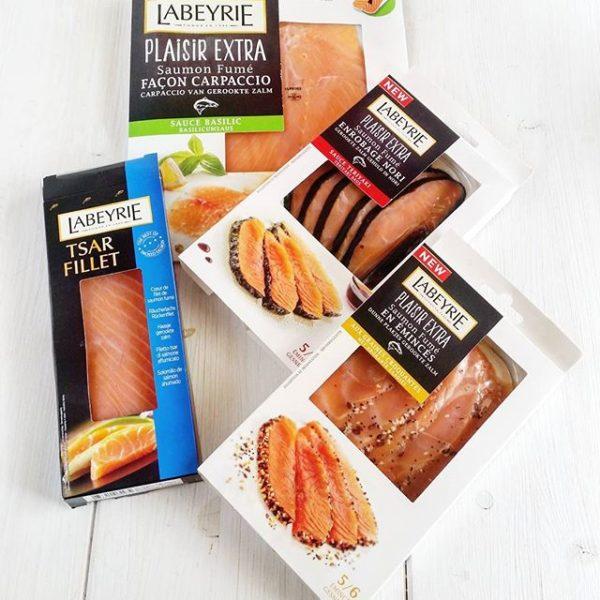 Blinis et tzatziki au cœur de saumon fumé Labeyrie - Une French girl ...